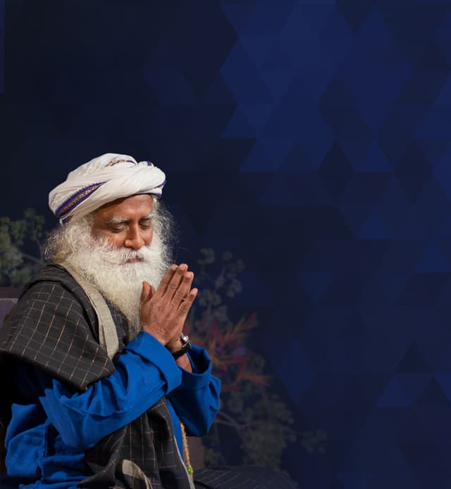 Sadhguru offers Inner Engineering Completion Online