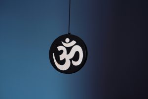 The Right Way to Chant "AUM" - InnerEngineering.com